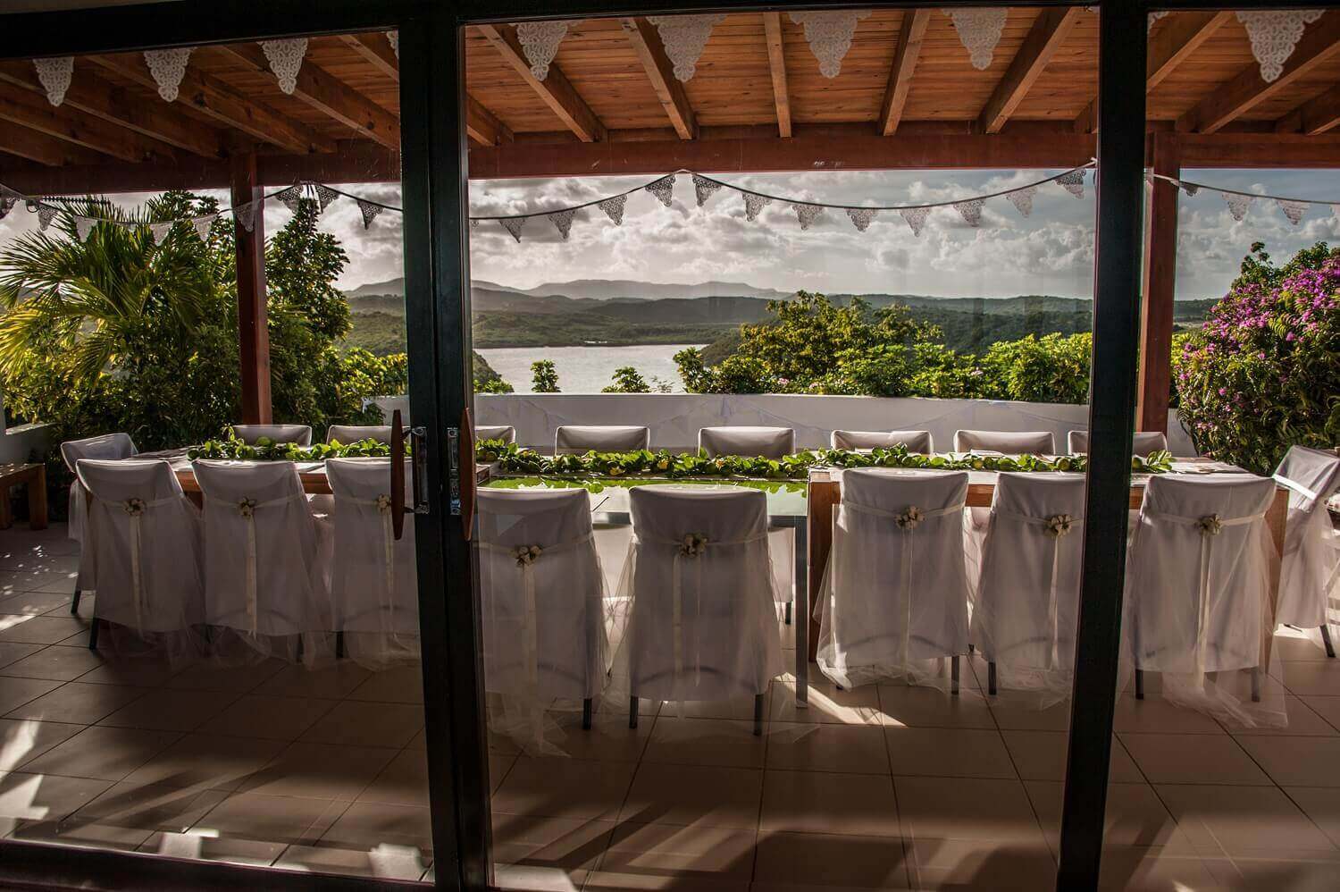 Antigua Weddings and Honeymoons - Perfect Sunshine