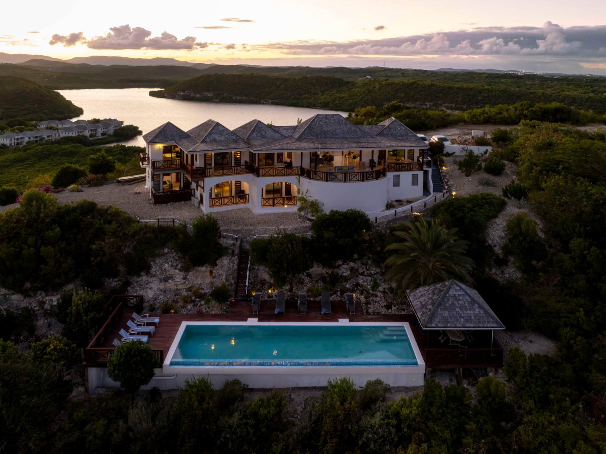 Antigua luxury villa for rent - Perfect Sunshine, Nonsuch Bay